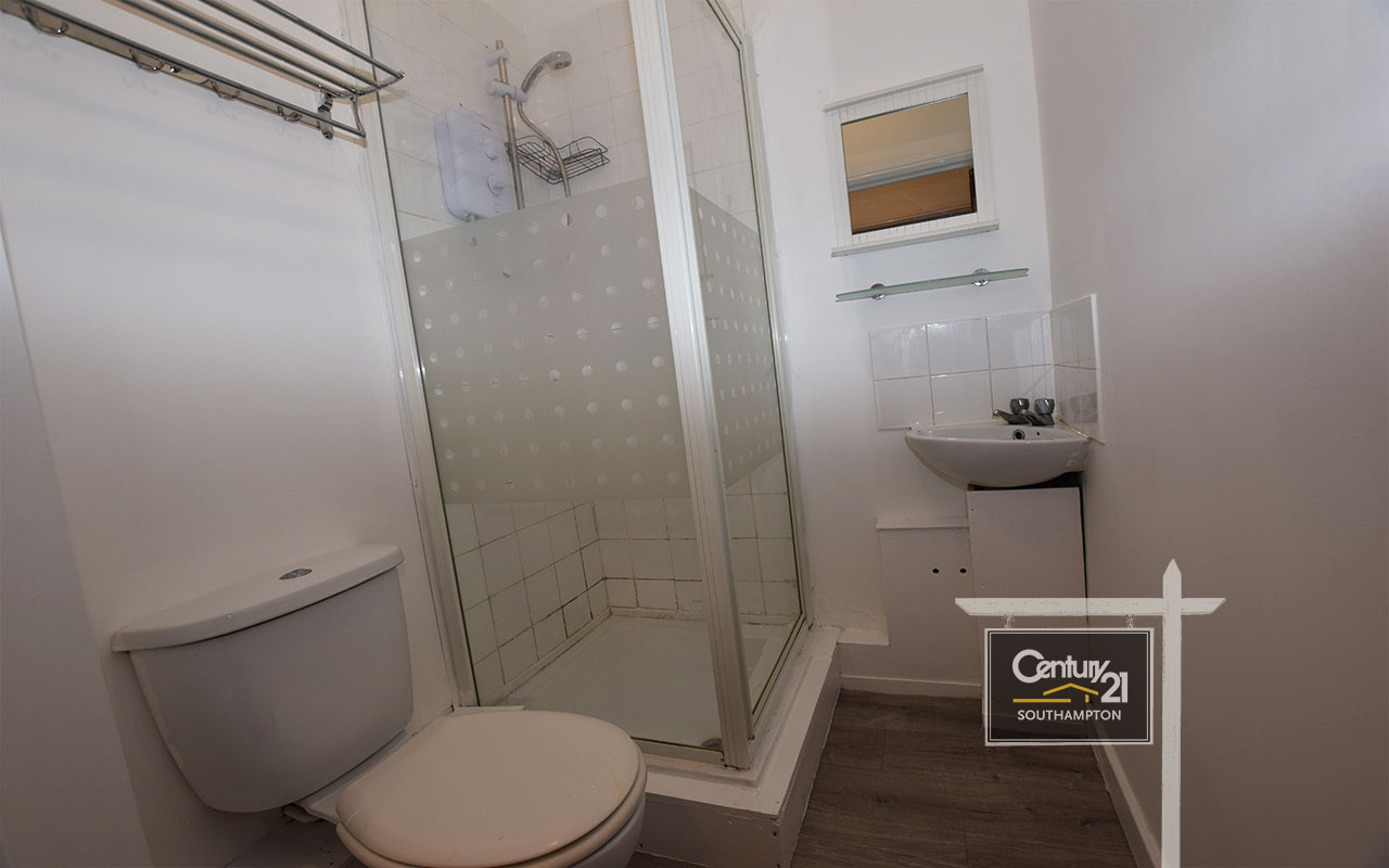 |Ref: R152894|, Clifton Road, Southampton, SO15 4GX - Century 21 United ...