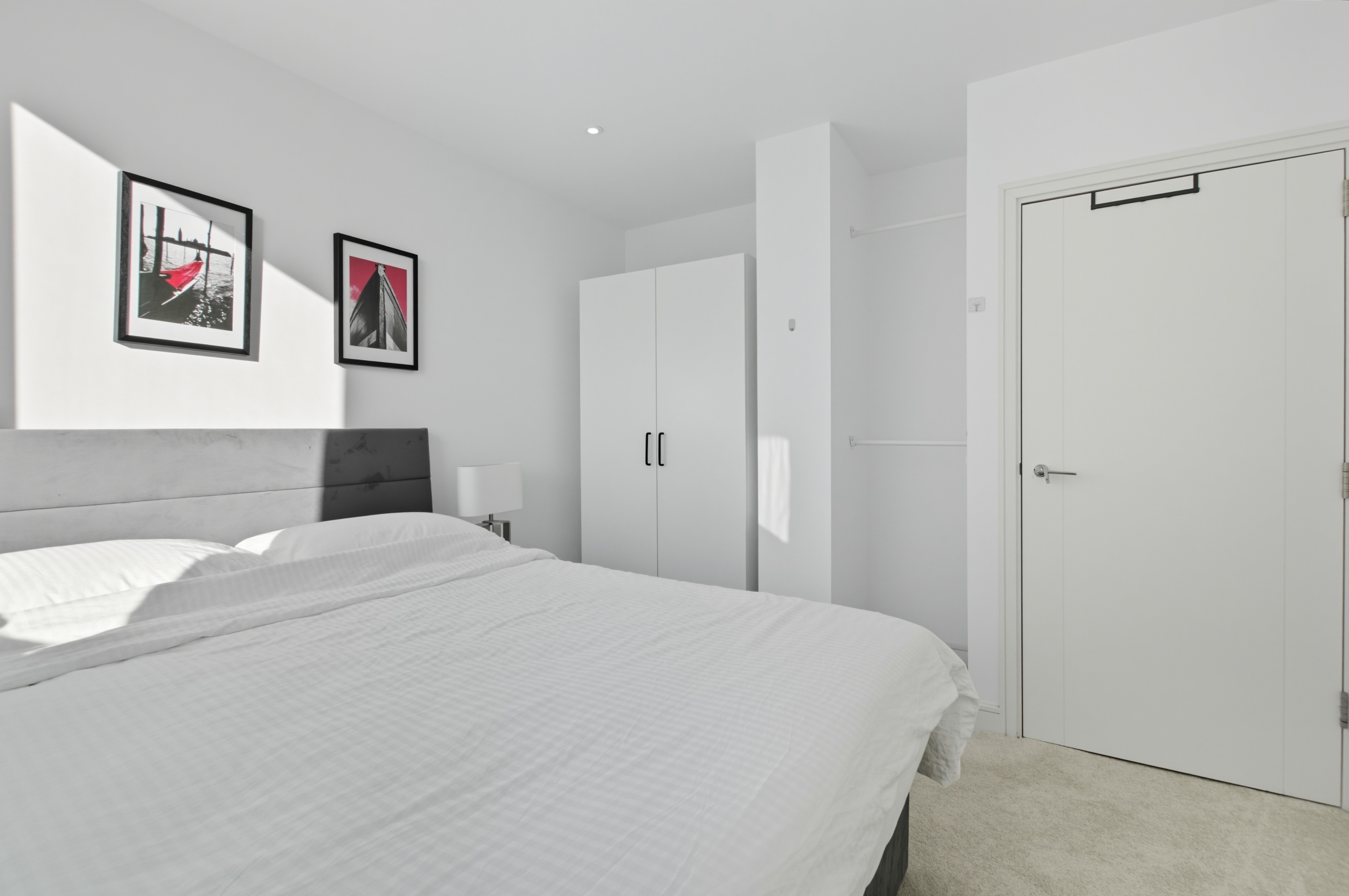 Pinto tower, Hebden Place, Nine Elms Point, SW8 - Century 21 United Kingdom